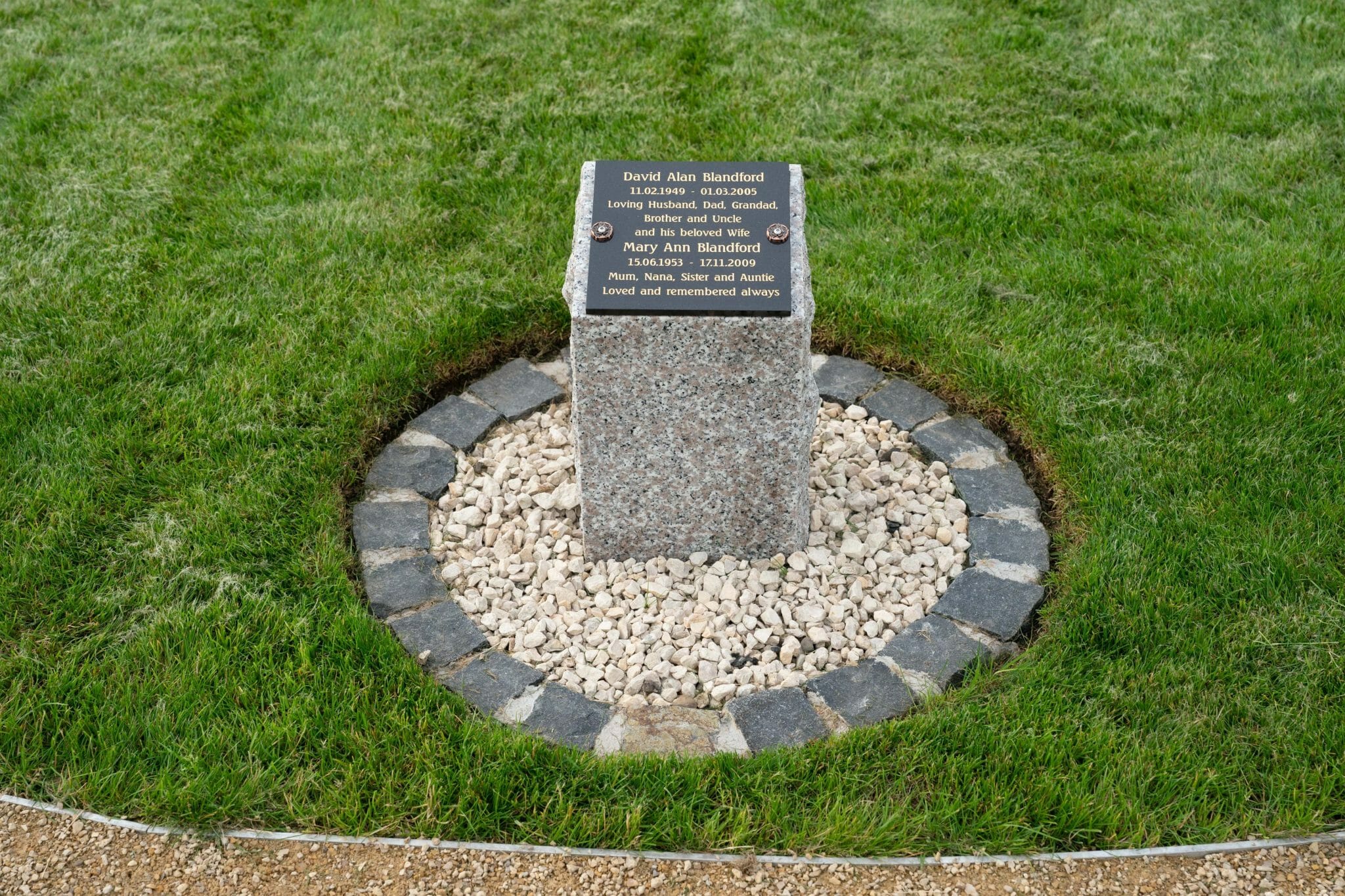 Memorials – The Hurlet Crematorium – by Horizon